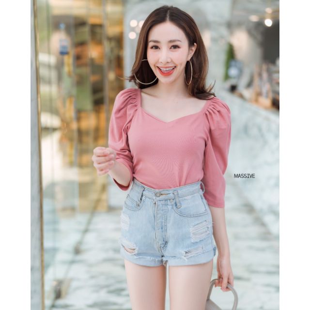MASSIVE 9870 Square Neck Blouse With Raised Sleeves | Shopee Malaysia