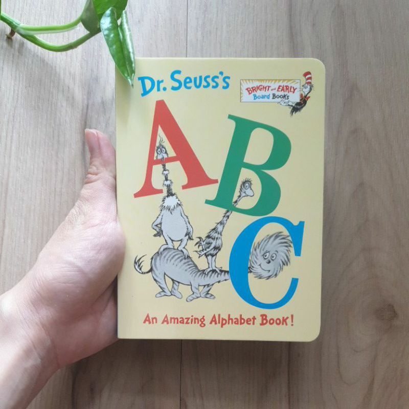 *Ready stock* Dr. Seuss's ABC : An Amazing Alphabet Book (Board Book ...