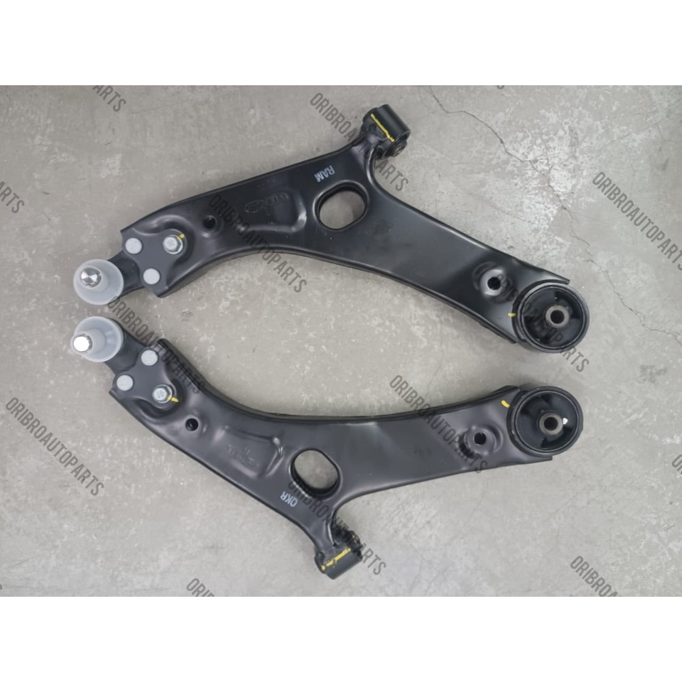 [READY STOCK] HYUNDAI TUCSON '11 GENUINE PART FRONT LOWER ARM LEFT ...