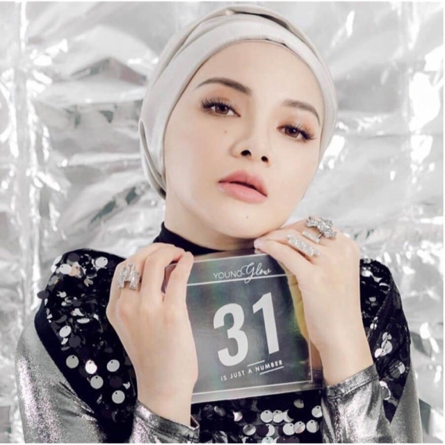 YOUNG & GLOW X NEELOFA BIRTHDAY EDITION | Shopee Malaysia