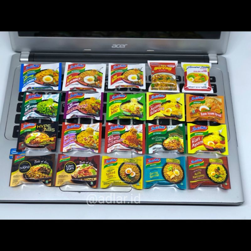 MINIATURE FRIDGE MAGNET WEDDING SOUVENIR INDOMIE SELERAKU MERCHANDISE ...