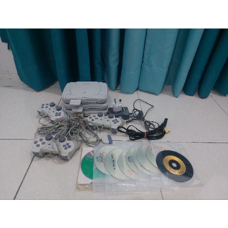 PS1 Slim Console with 3 random games | Shopee Malaysia