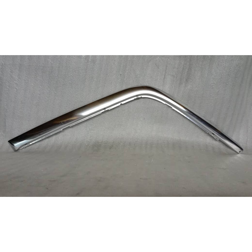 MERCEDES-BENZ W202 OLD MODEL FRONT BUMPER MOULDING (ORIGINAL) RIGHT ...