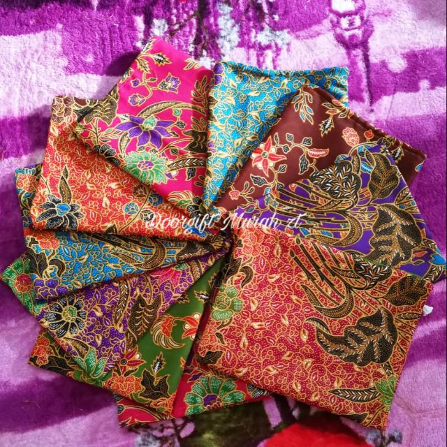 10 pcs Batik Pouch (18cmX20cm) | Shopee Malaysia