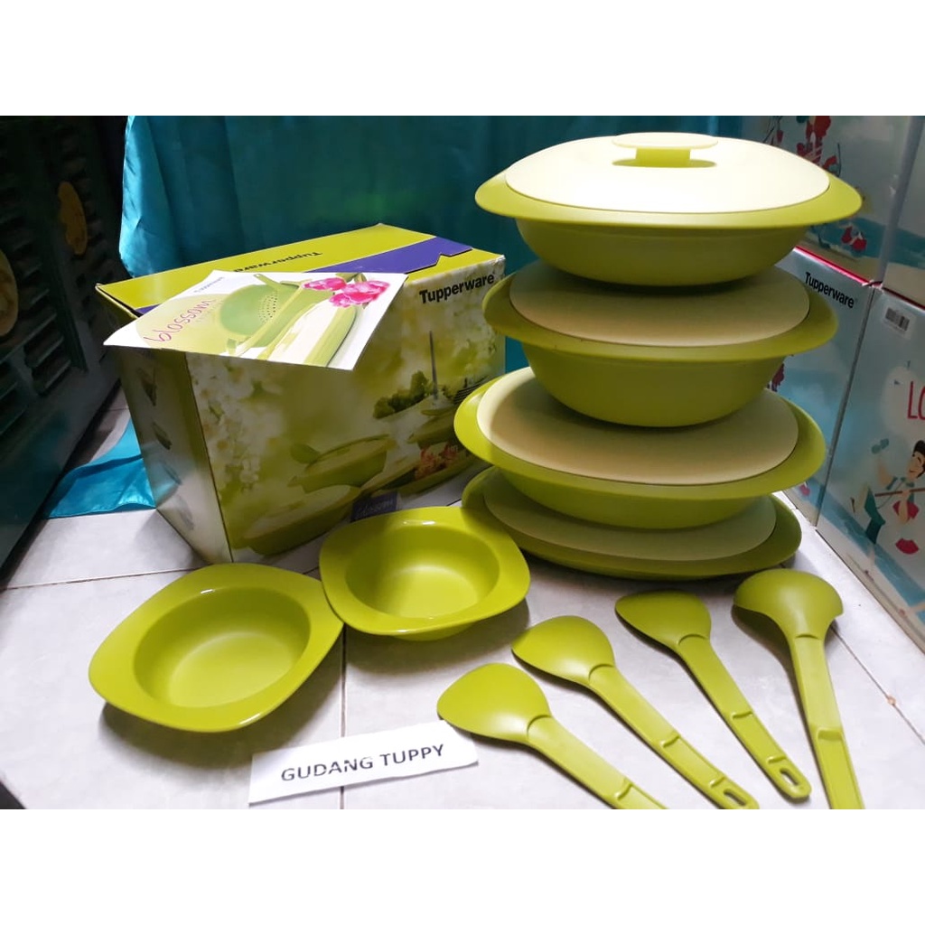 HIJAU Blossom collection green tupperware serving container | Shopee ...