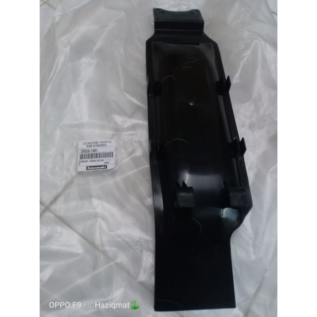 KAWASAKI KR 150 KIPS ZSR MUDGUARD TENGAH ORIGINAL | Shopee Malaysia