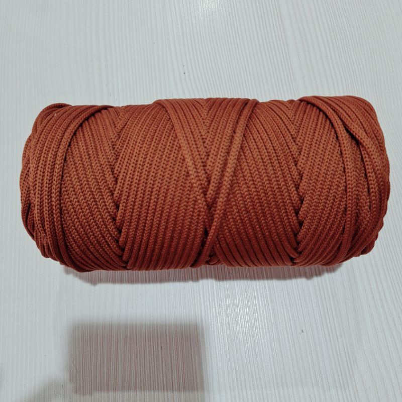 3mmBenang pp spring/ +-300g/3mm Premium Chunky rope /Cord yarn +-300g ...