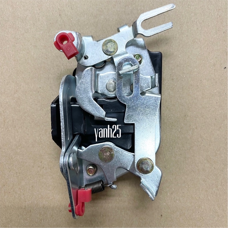 Daihatsu Delta Dv57 Dv58 Dv99 Dv116 Yh80 Door inner lock door lock ...