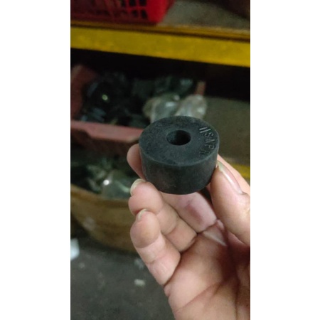 Isuzu NPR Atas/Upper Absorber Bush 12MM HOLES | Shopee Malaysia