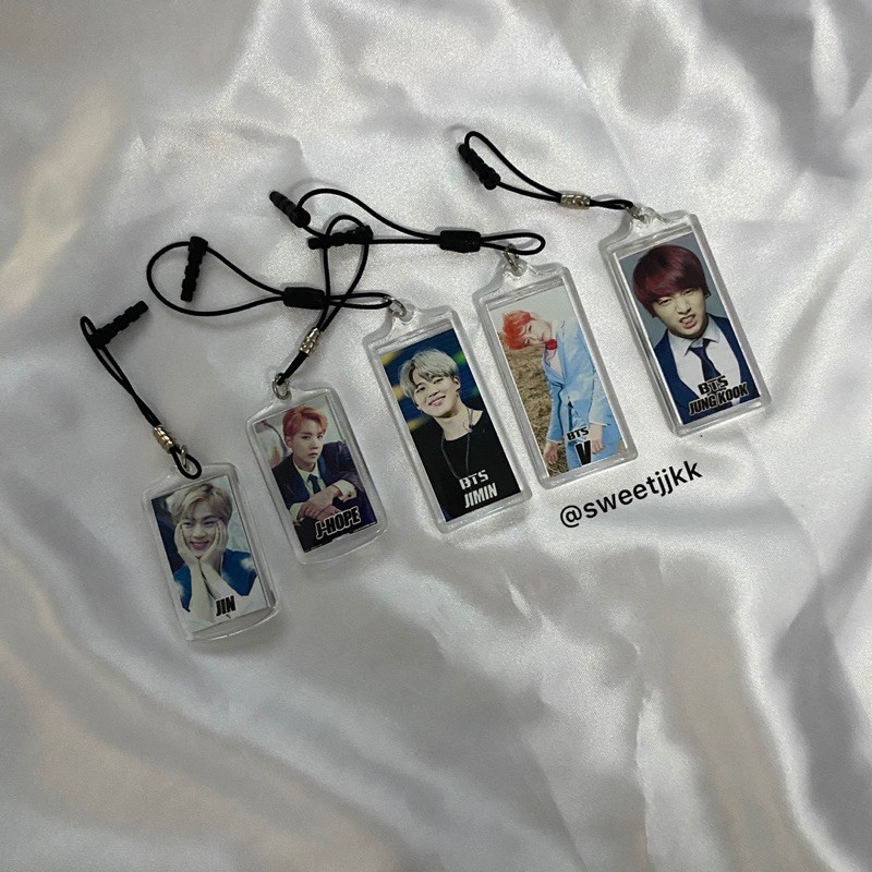 (READYSTOCK) BTS JUNGKOOK JIN JIMIN TAEHYUNG HOSEOK KEYCHAIN | Shopee ...