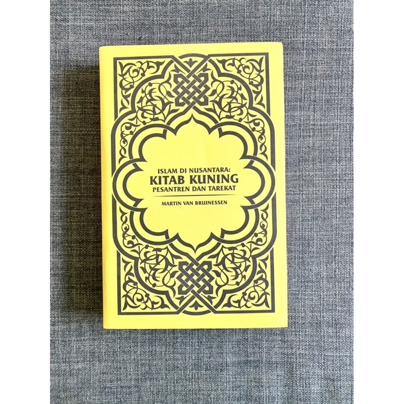 Islam Di Nusantara: Kitab Kuning, Pesantren dan Tarekat | Shopee Malaysia