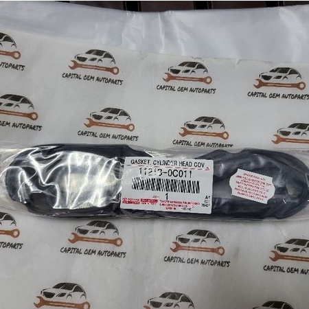 Original Toyota Valve Cover Gasket & Plug Seal for Toyota Innova ...