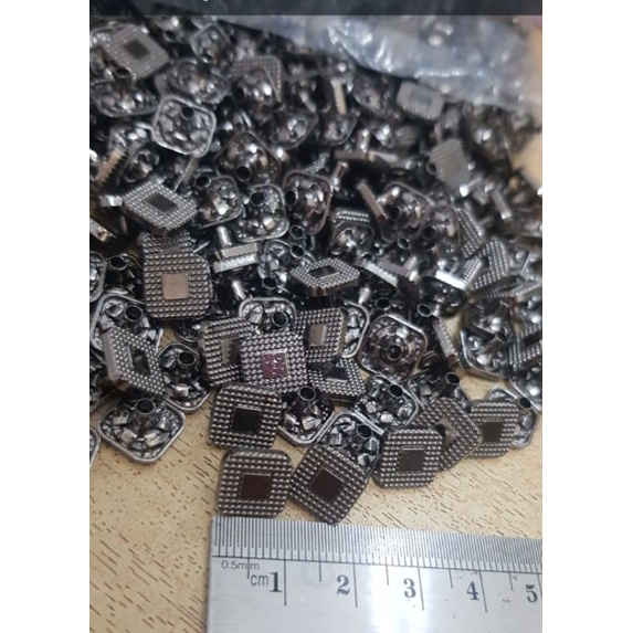 Button Motif 1000 Sets Import Elegant Exclusive Original | Shopee Malaysia