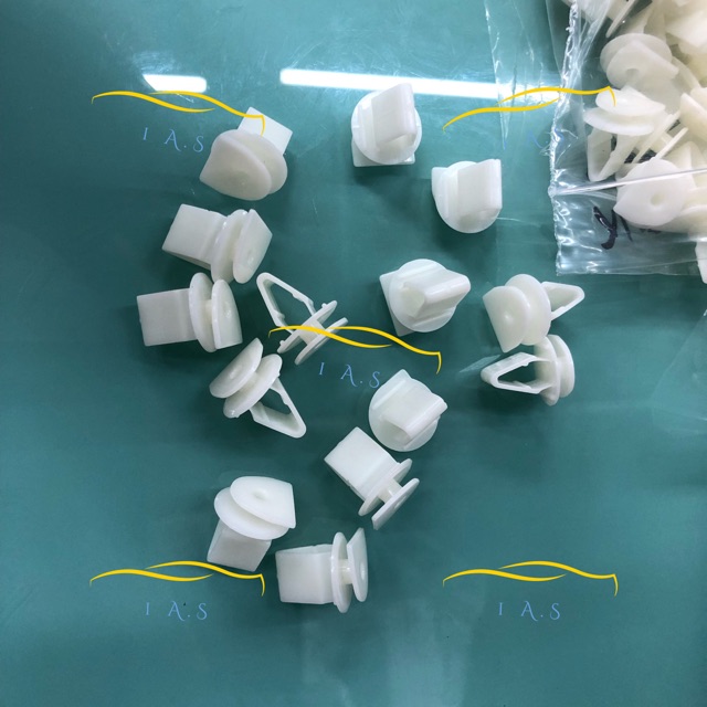 Honda Civic FD SNA wiper panel clip / Siming spoiler trim clip front ...