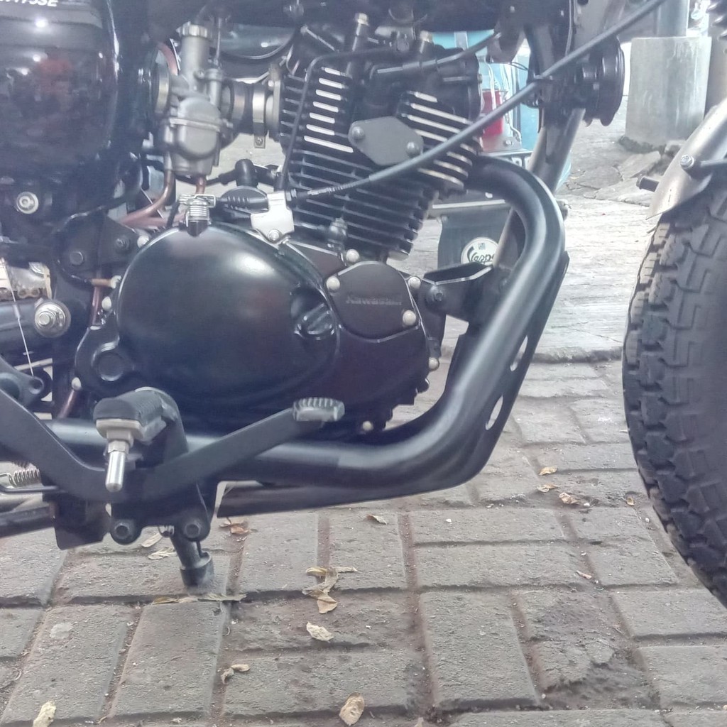 HITAM Kawasaki W175 PnP Exhaust Neck Black | Shopee Malaysia