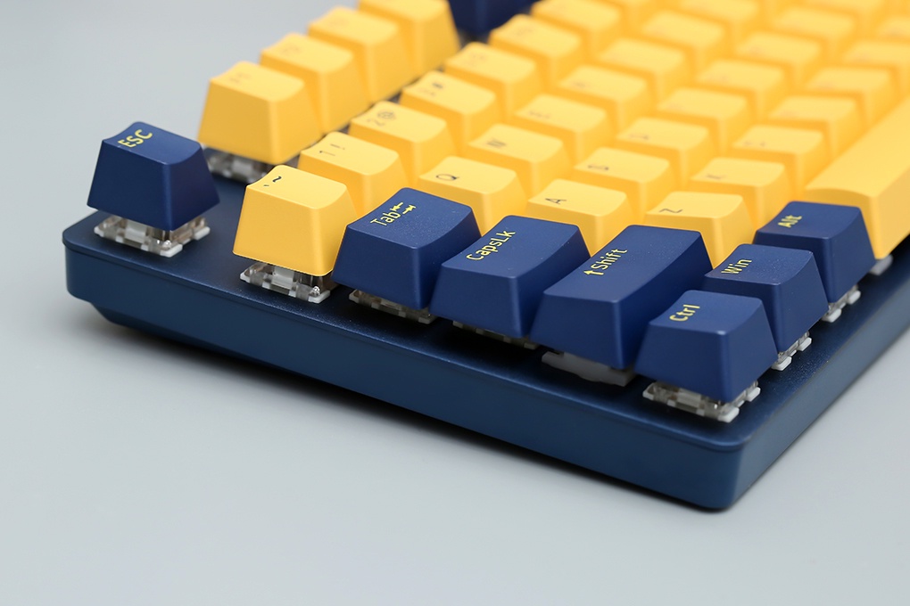 Rapoo V500 Pro Yellow Blue Mechanical Keyboard (Switch Rapoo) | Shopee ...