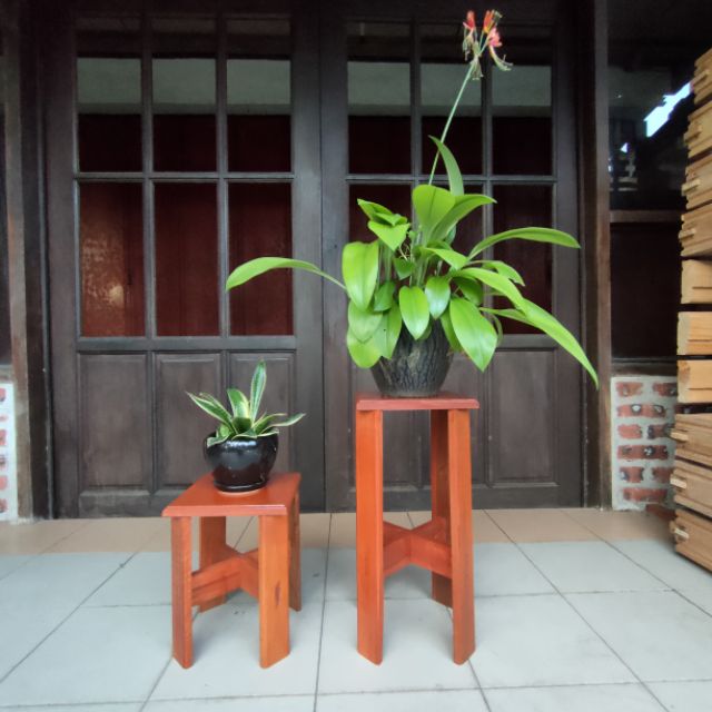TROPICAL STOOL ( KAYU MERANTI & KAYU MERAWAN) | Shopee Malaysia