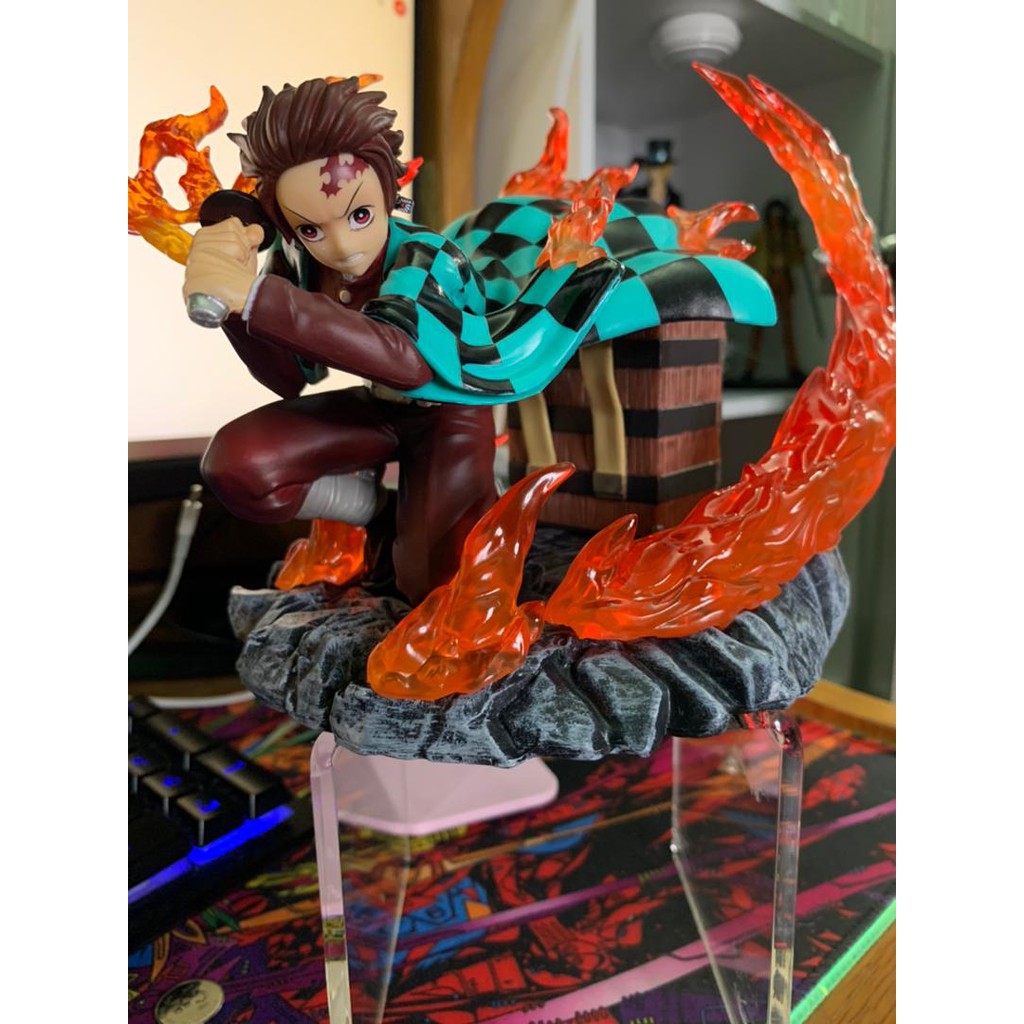 DEMON SLAYER ACTION FIGURE: TANJIRO KAMADO FIRE BREATHING | Shopee Malaysia