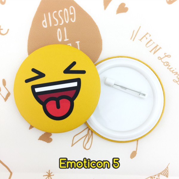 Emoji Button Badge 58mm | Smiley Face Button Badge | Cute Face Button ...