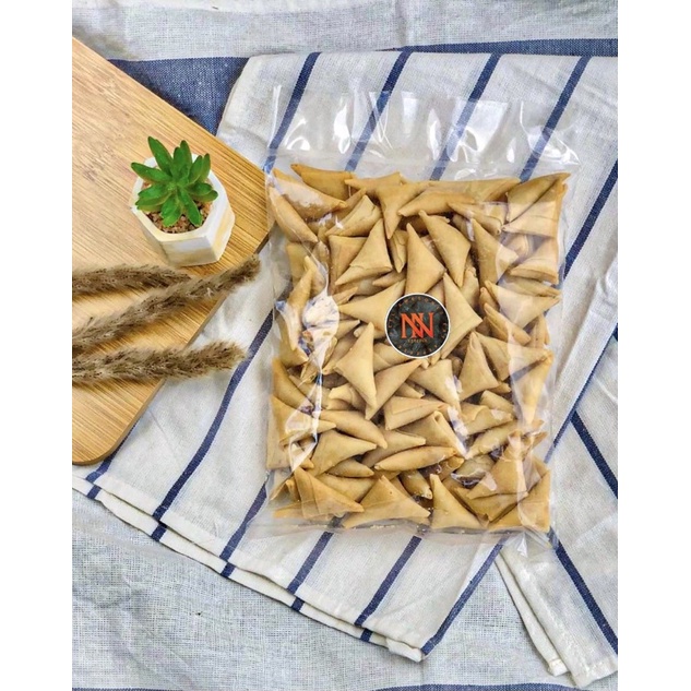 SAMOSA INTI SERUNDUNG AYAM [400G] 𝗕𝘆 𝗡𝗡 𝗞𝗲𝗿𝗲𝗽𝗲𝗸 | Shopee Malaysia