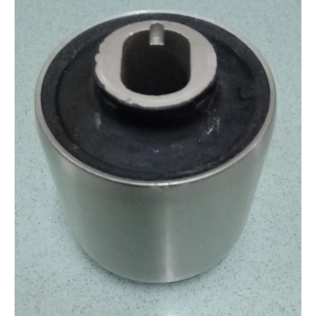 2033331014 LOWER ARM BUSH MERCEDES W203 W204 W171 W172 | Shopee Malaysia