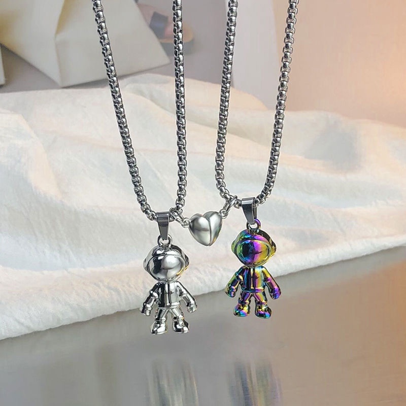Astronaut couple magnetic attraction NECKLACE COLOR astronaut Pendant ...