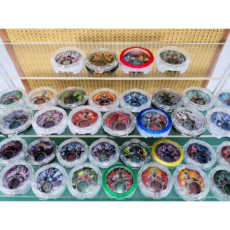 ORIGINAL BANDAI DX ULTRAMAN KAIJU CRYSTALS ULTRAMAN R/B CRYSTAL ...