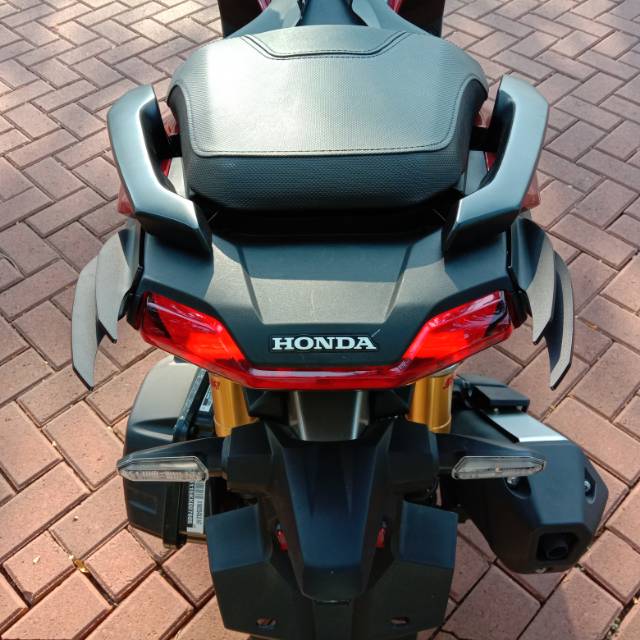 Rear Winglet Honda Adv 150 160 - universal motorbike Winglet - rear ...