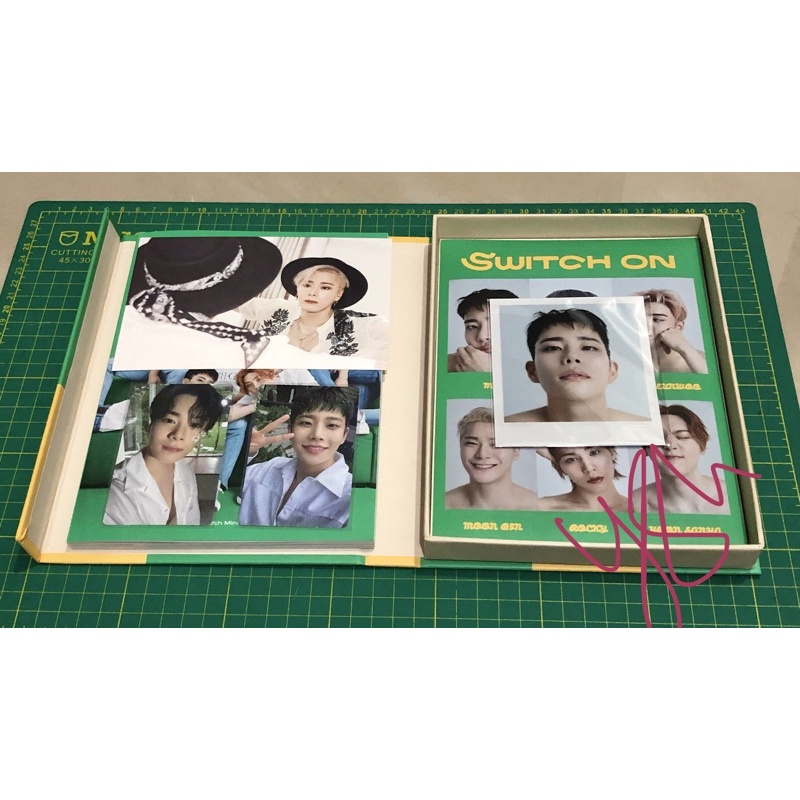 ASTRO SWITCH ON ALBUM | Shopee Malaysia