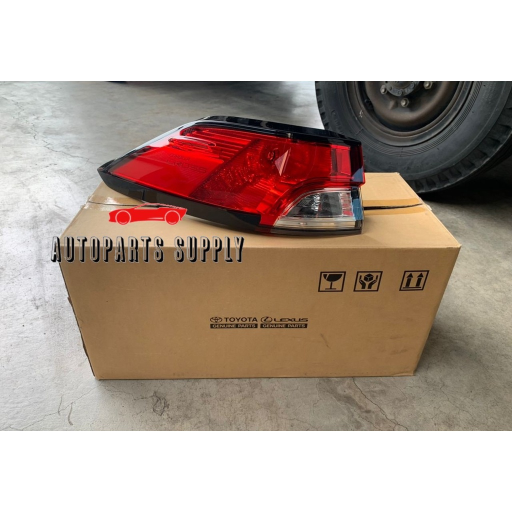 ORIGINAL TOYOTA COROLLA CROSS 2021 - 2024 TAIL LAMP REAR BONNET LAMP RH ...