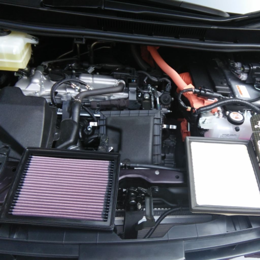 Toyota Noah Voxy esquire R80 hybrid, prius+, prius alpha, lexus ct200h ...
