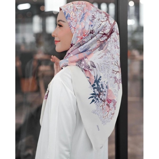 [Zefiks] AYU SATIN SCARVES | Shopee Malaysia