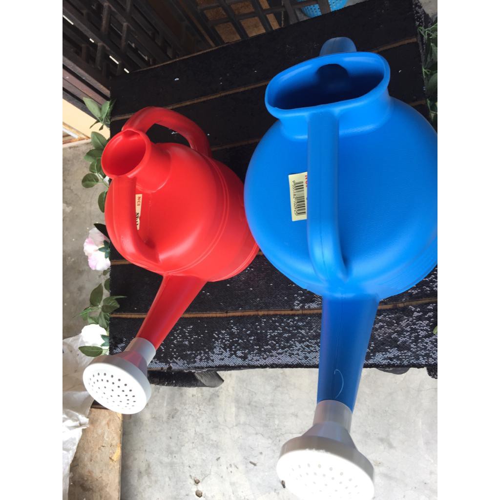 Siram Bunga Bekas Air / Plants Plastic Watering Can / Bekas Siram Bunga ...