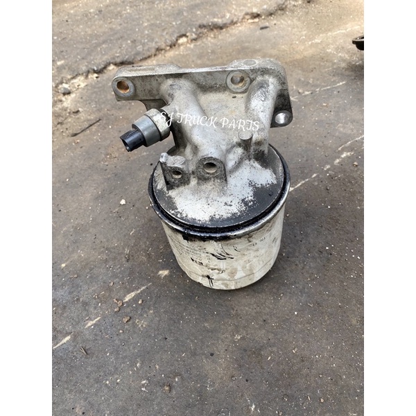 ISUZU ELF NPR81 ENGINE 4.8cc 4HL1 OIL FILTER BRACKET HOUSING 🇯🇵JAPAN ...