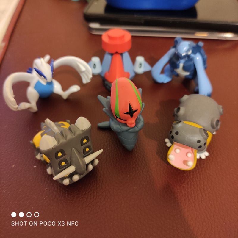 Pokemon figure Takara Tomy Lugia Probapass Accelgor Carracosta ...