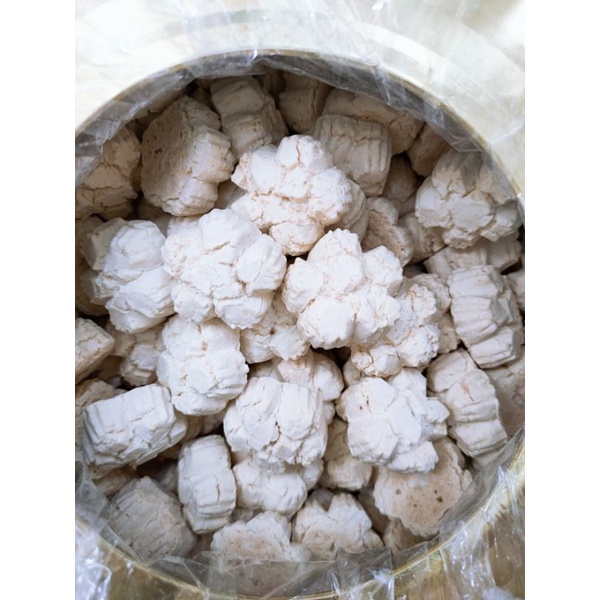 Kuih Bangkit Kelapa Bangkit kampung Kuih Bangkit Santan Kelapa Halal ...