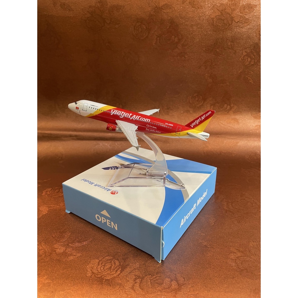 Vietjet Air Airbus (A320) Vietnam Airlines Aircraft Model 16cm Die-cast ...