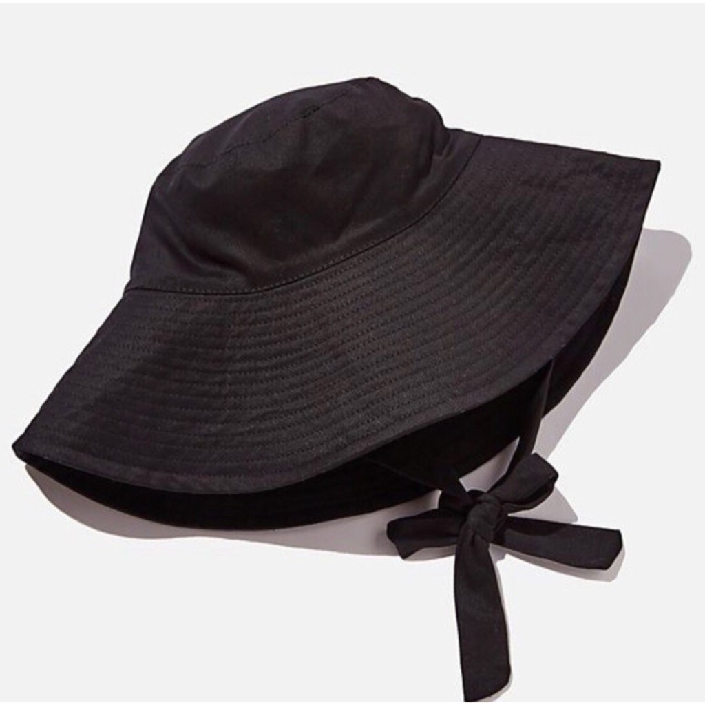 Wide BUCKET HAT Women's Strap Accent/WIDE BUCKET HAT With Strap ...