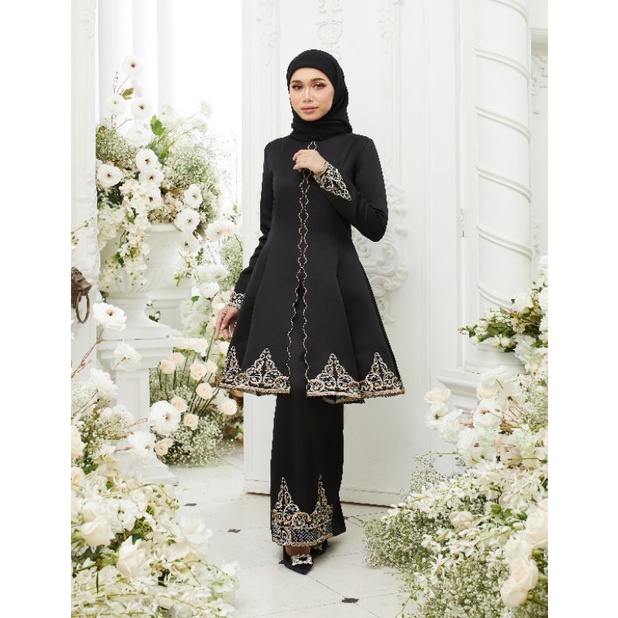 HIJABISTAHUB LEBARAN RAYA 2022 BAJU KEBAYA RAYA KEBAYA MODEN WILDA ...