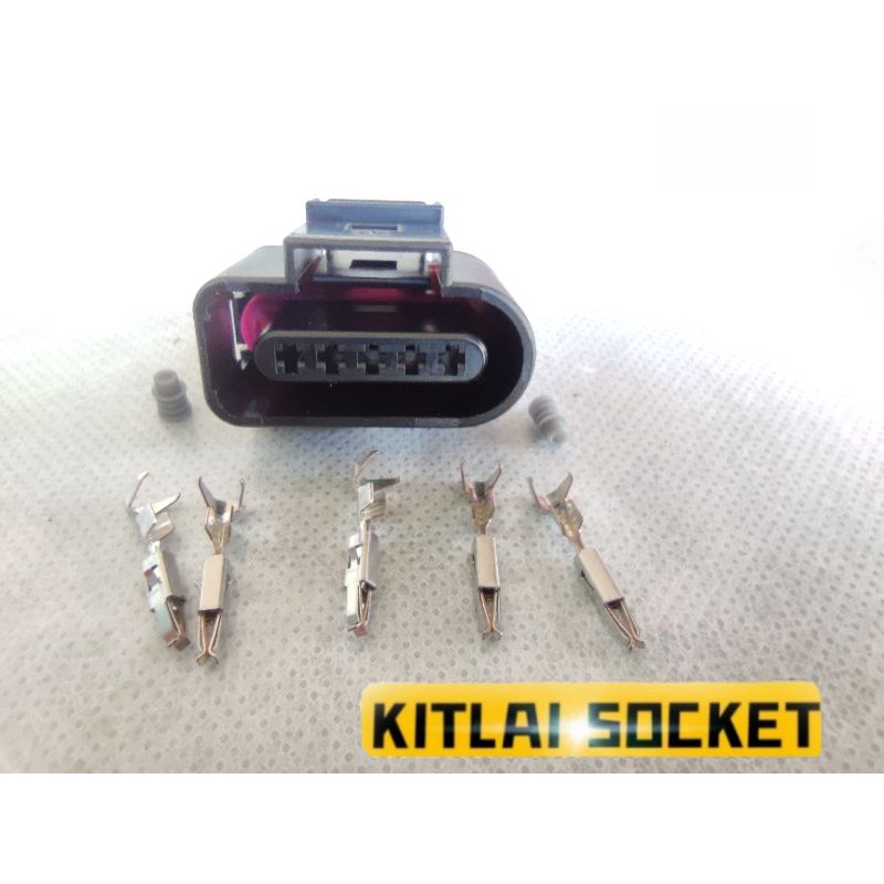VW501 1J0973705 8K0973705original Volkswagen Audi connector socket 5pin ...