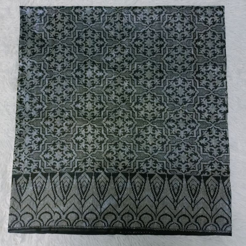 Sampin Hitam Silver dan Hitam Gold 2 Meter | Shopee Malaysia