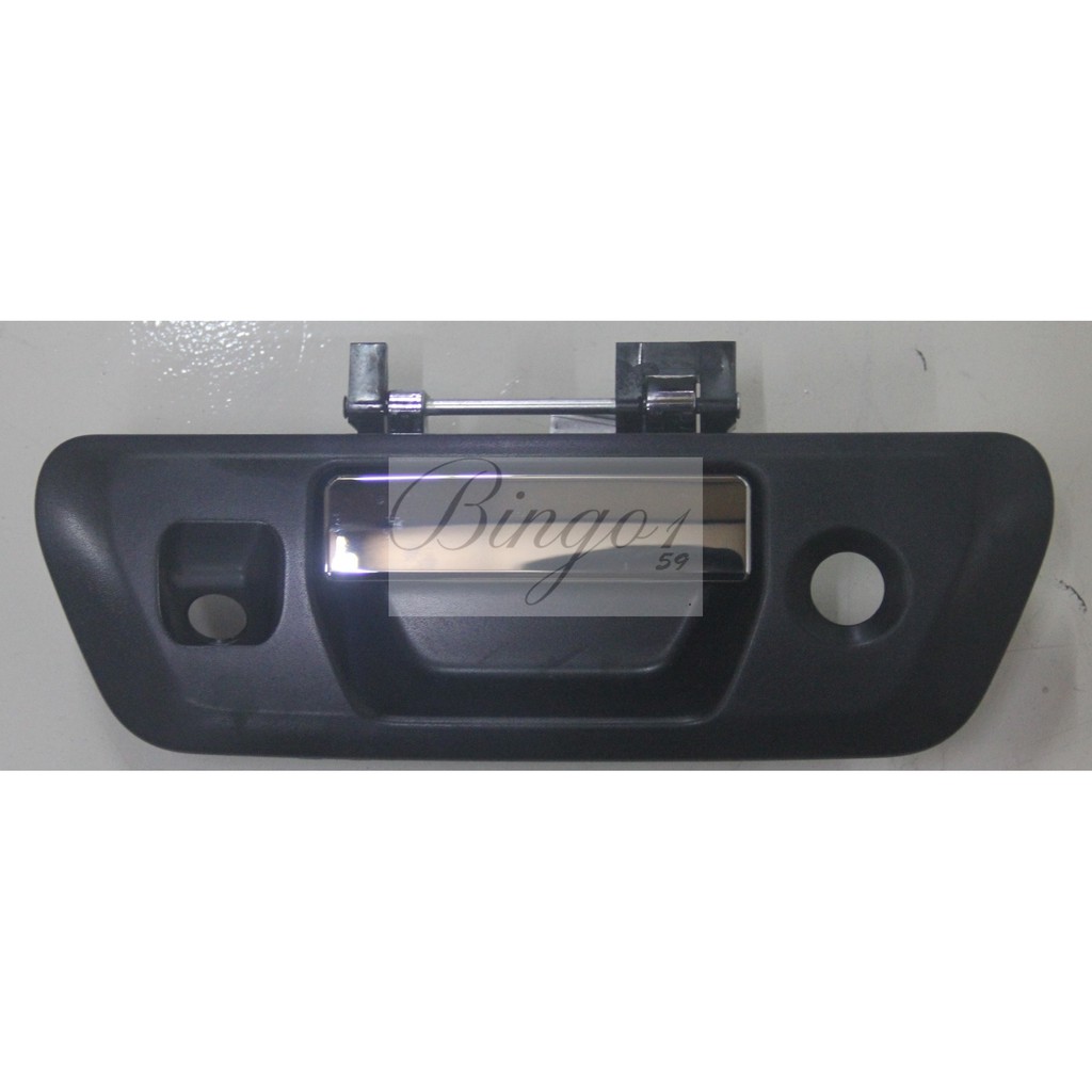 ORIGINAL NISSAN NAVARA D23T 2015 TRUNK LID HANDLE / BOOT HANDLE ...