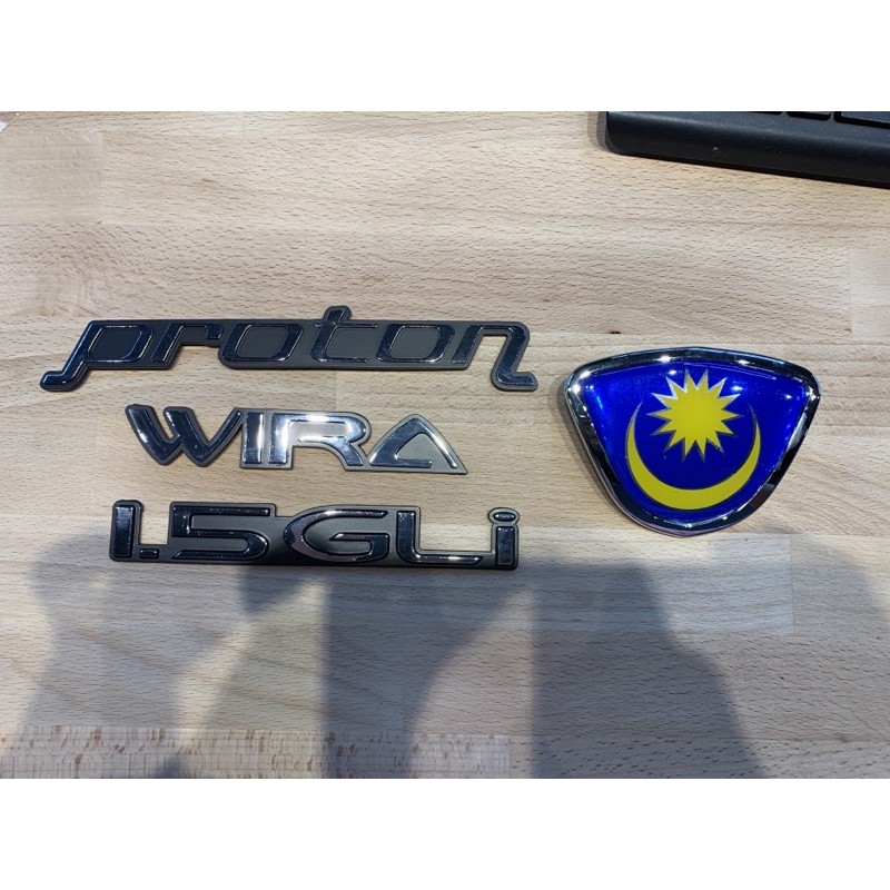 Proton Logo Emblem Wira Satria Putra Old UK Yellow / Blue Wira Diamond ...