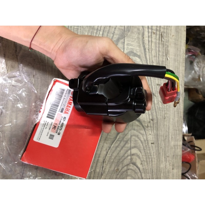 4ST-H3973 125Z Y125 Y125Z Y125ZR Switch Handle LH / Horn Signal Suis 1 ...