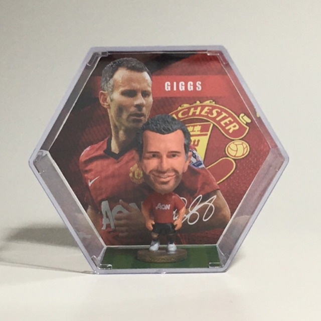 Manchester United Soccer Player Model Ryan Giggs With Acrylic Box ...