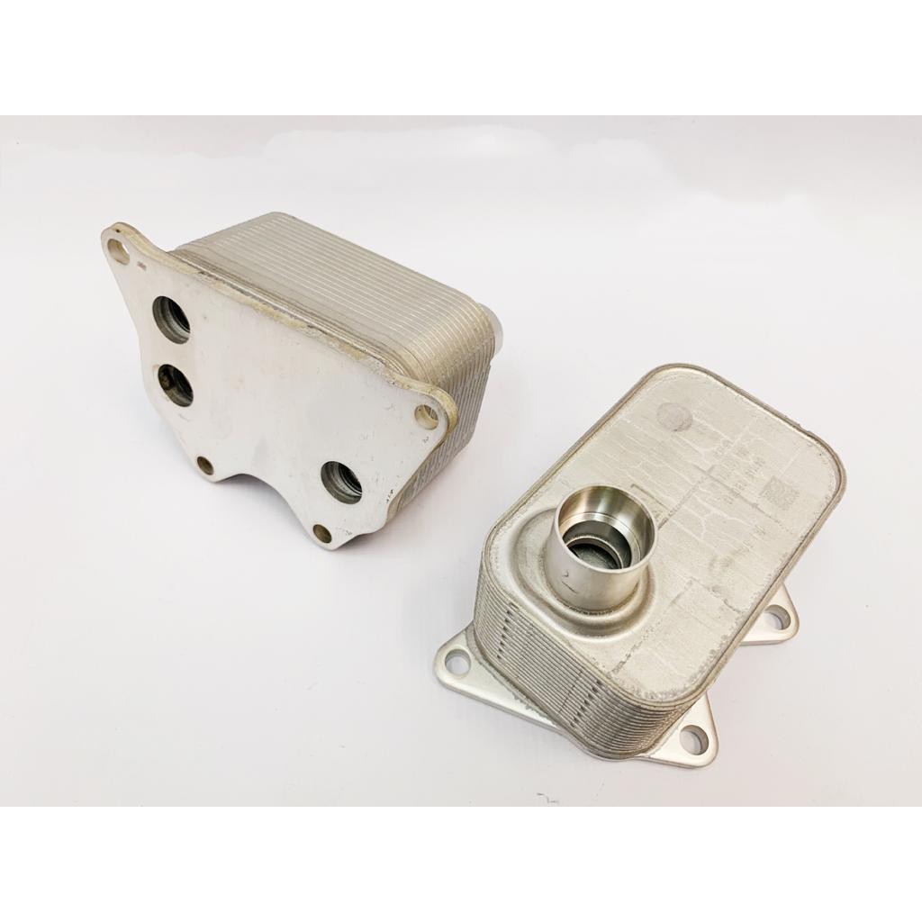 Volkswagen/Audi Oil Cooler 06J 117 021 J | Shopee Malaysia