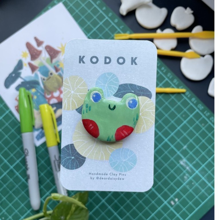 Kodok (Frog) Clay Pins (cute & unique hand-sculpted & hand-painted ...