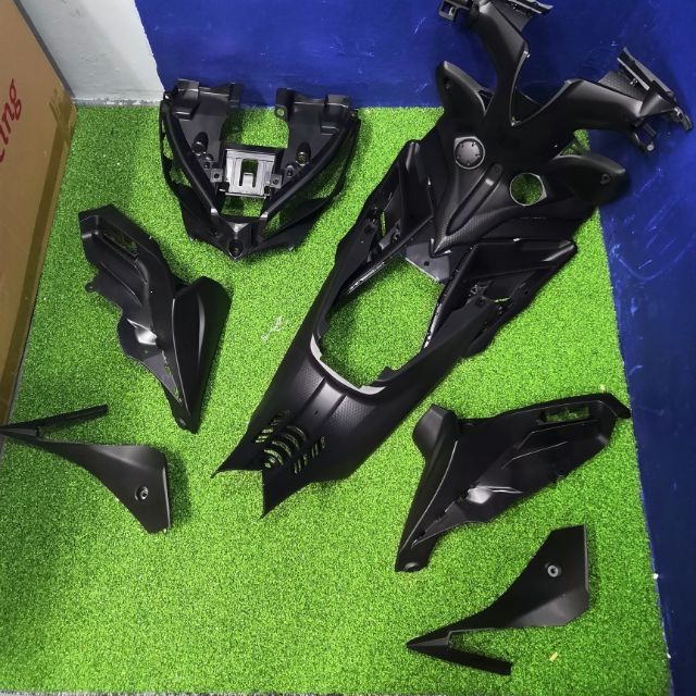 LC135 V2/V3/V4~v7 (ORIGINAL HLY) YAMAHA MATT BLACK INNER COVER FULL SET 8 pcs | Shopee Malaysia