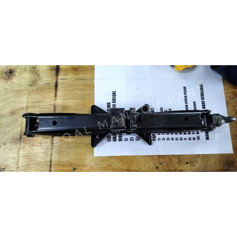 JACK JEK TAYAR ORIGINAL JEPUN TOYOTA PASSO SETTE PERODUA ALZA MYVI ...