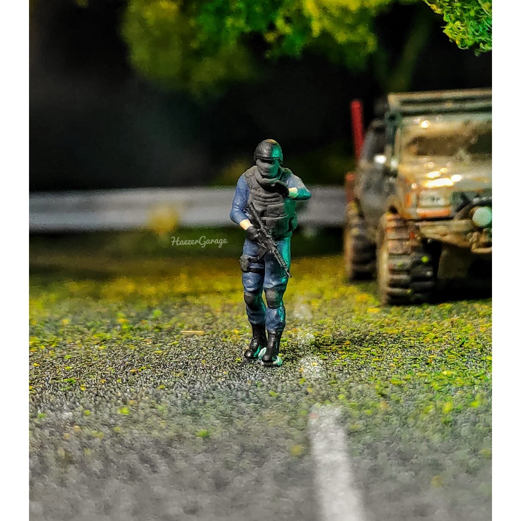 Miniature Figure Swat Team Special Ops Diorama 1/ Military Diecast64 n0 ...